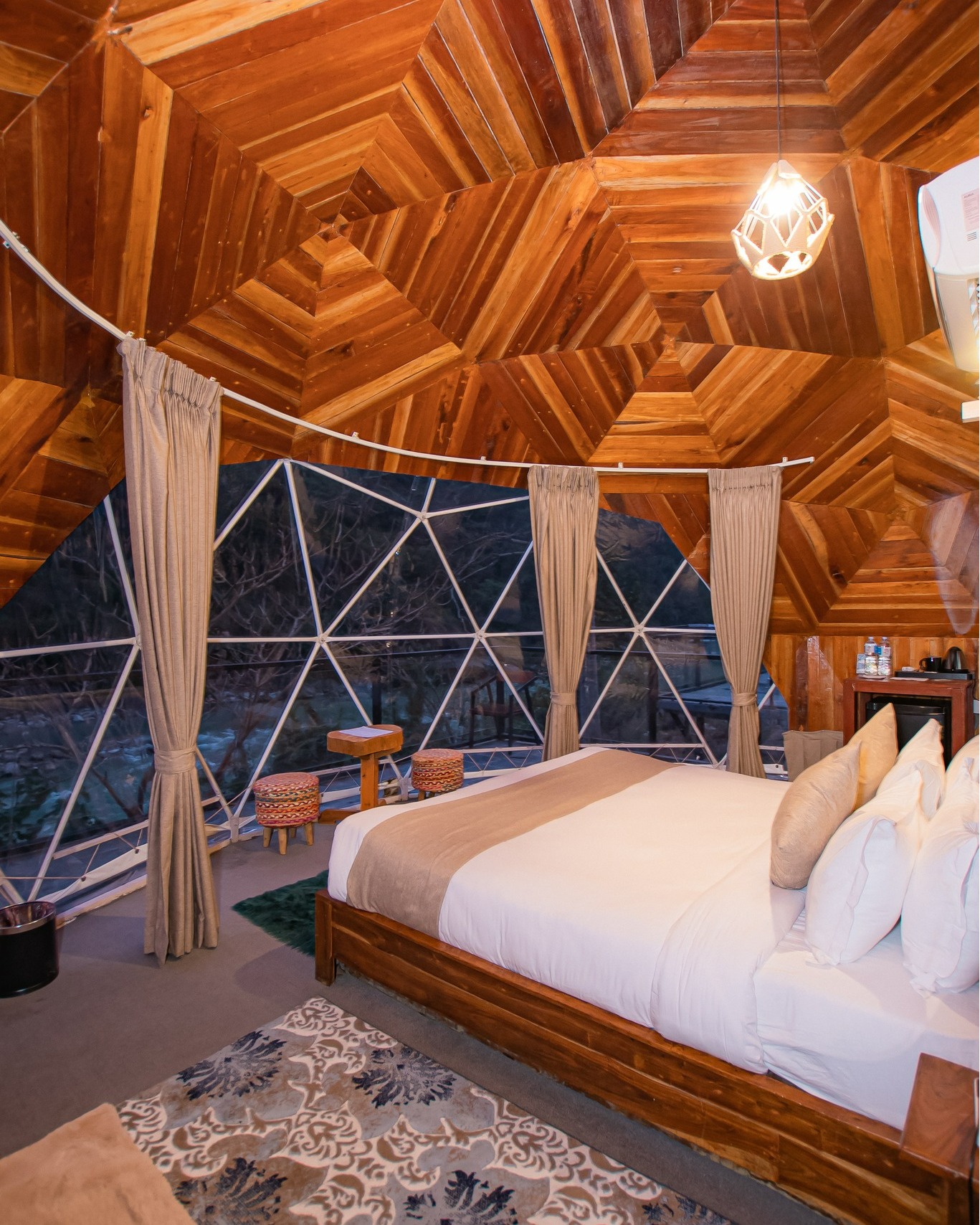 Deluxe Family Room | Harness Zipline